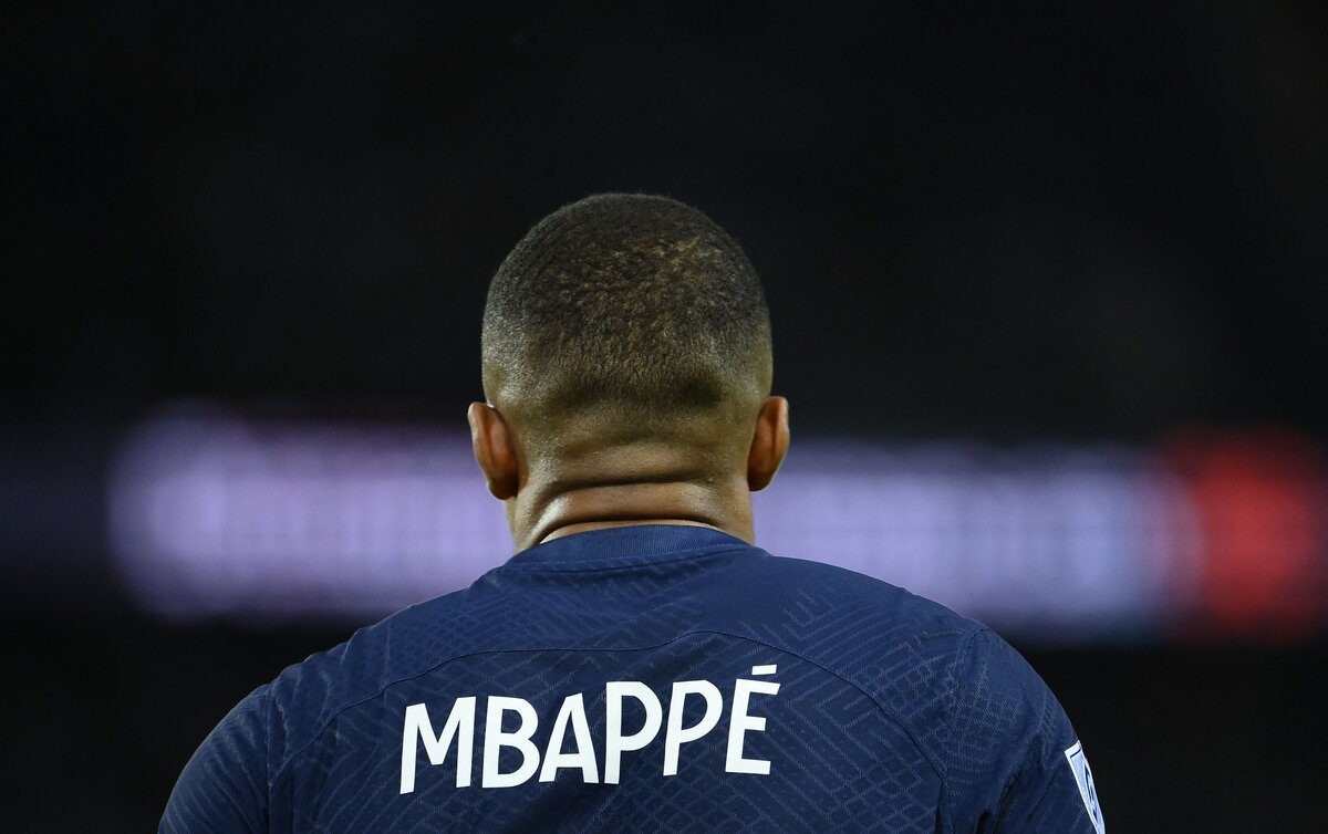 Social Media Soccer: Kylian Mbappe diventa testimonial di Panini America